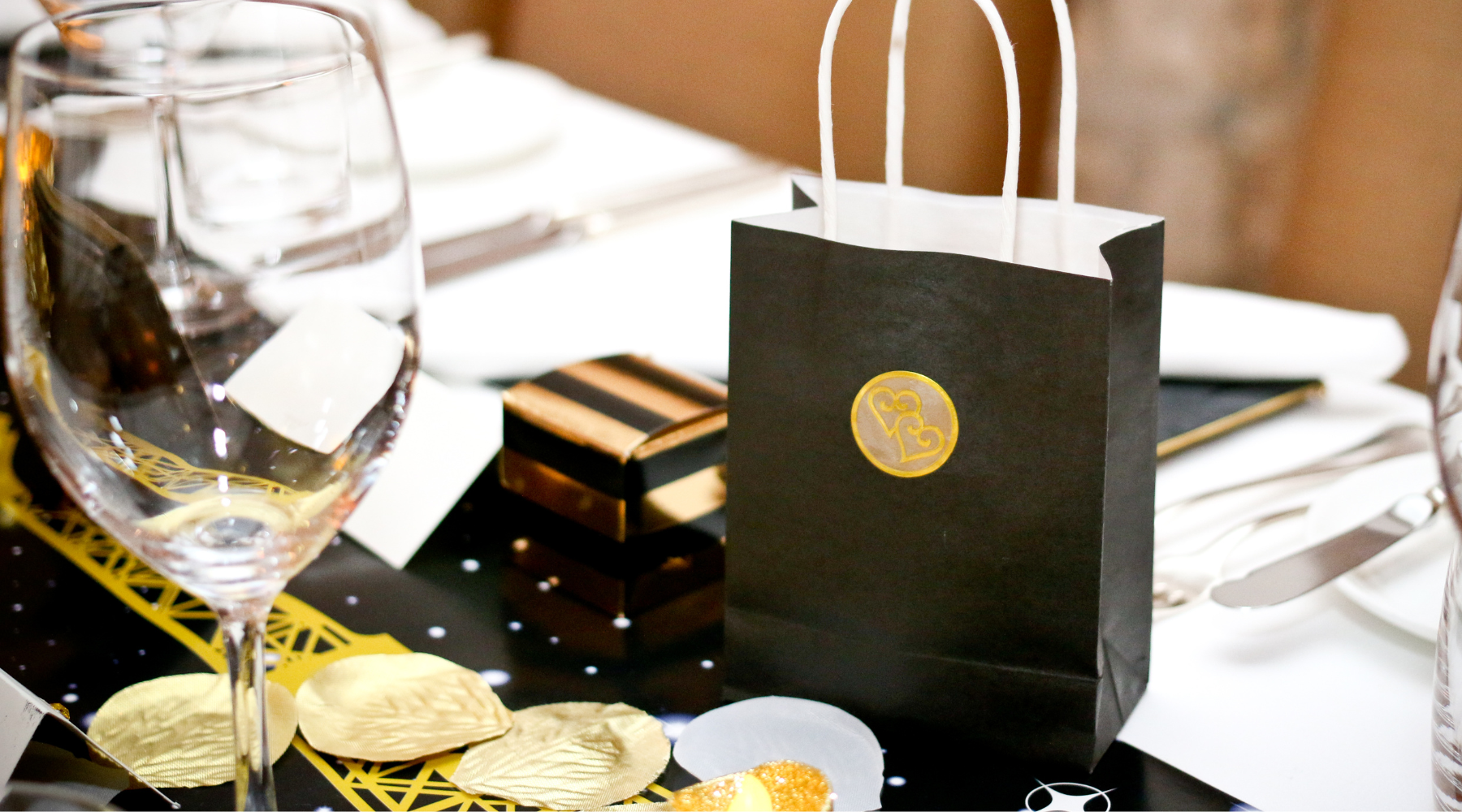 The Perfect Door Gift For Lasting Impression - Corporate Gifts - Apex ...