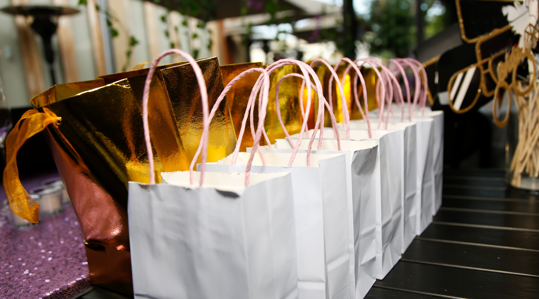 Fun Wedding Door Gift Ideas For Your Big Day - Corporate Gifts - Apex ...