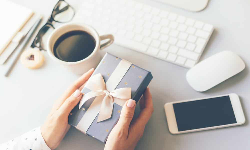 Corporate Gifts in Building Stronger Teams - Corporate Gifts - Apex ...